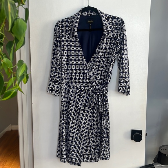 Laundry By Shelli Segal | Dresses | Geometric Print Navy Wrap Dress ...